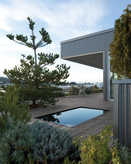 Modern Homes with Reflecting Pools - Paperblog