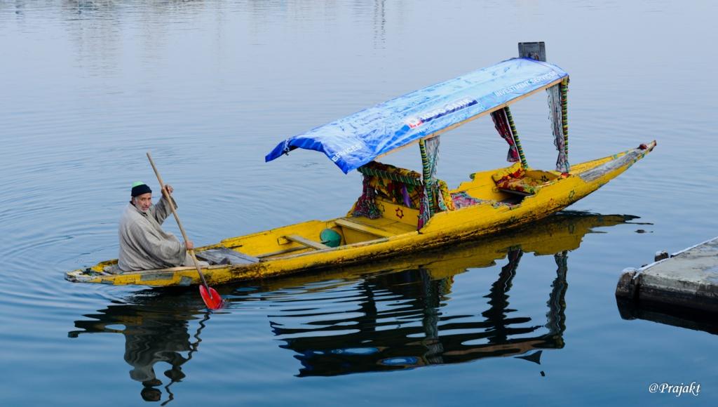 Shikara Riding in Kashmir - Paperblog